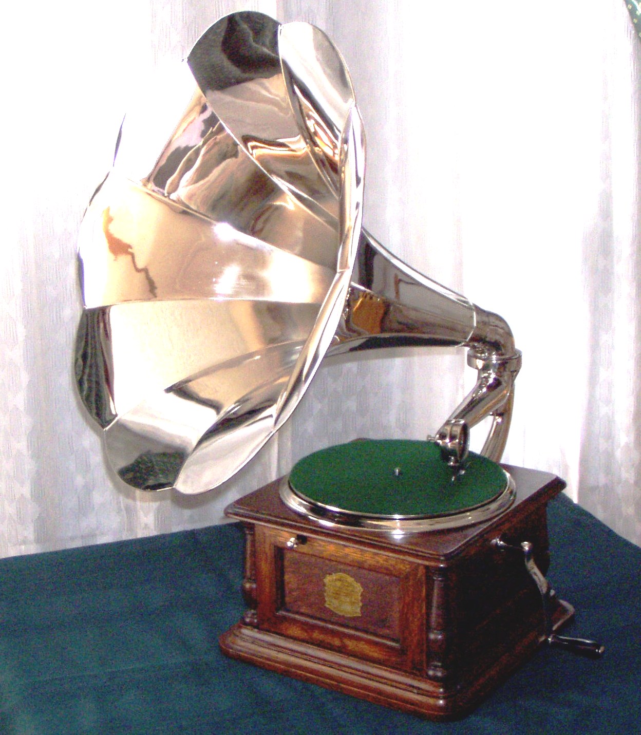 Shenandoah Phonograph Restoration - phonograph restoration, Victrola ...